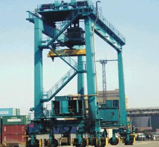 The Difference Between RMG Cranes And RTG Cranes